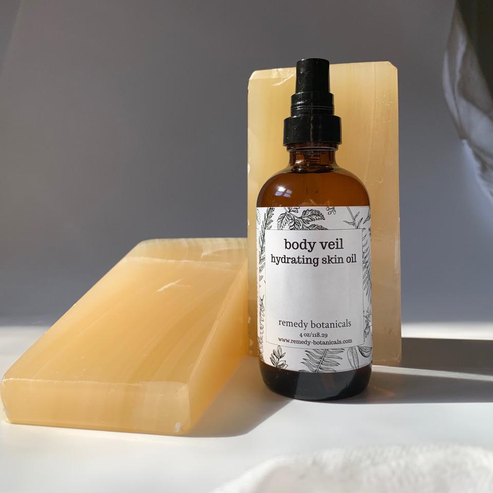 Body Veil Oil - Luxurious Moisture Veil 🌱 – Remedy Botanicals